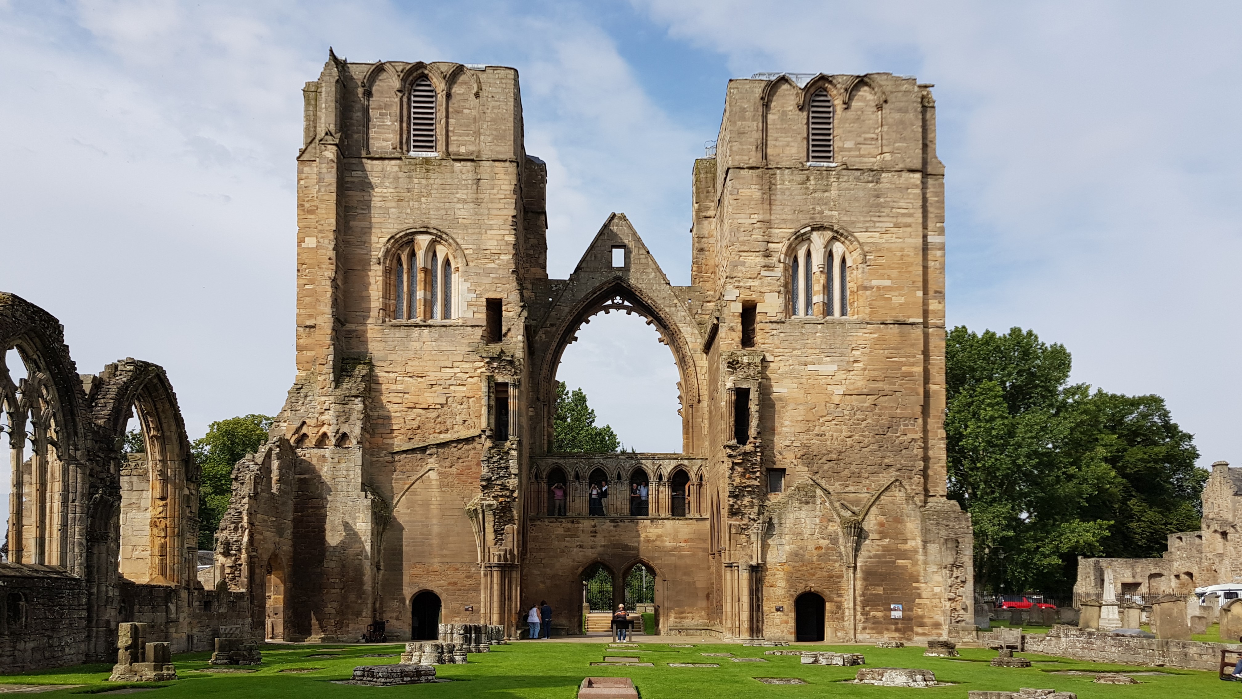 Elgin Cathedral 1 « Urlaub-und-Stadien